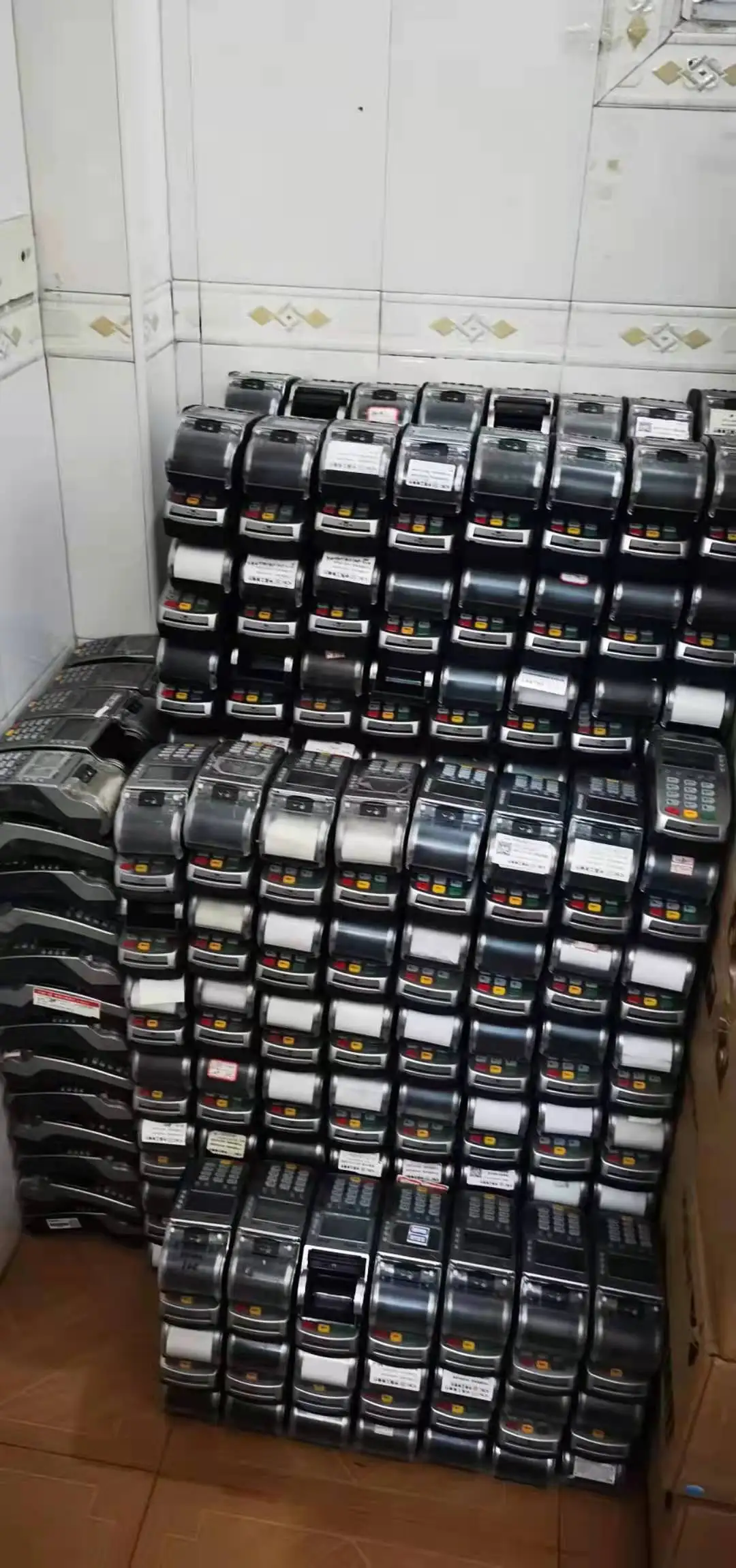 Verifone X990 POS Payment Terminal - Reliable Financial Equipment