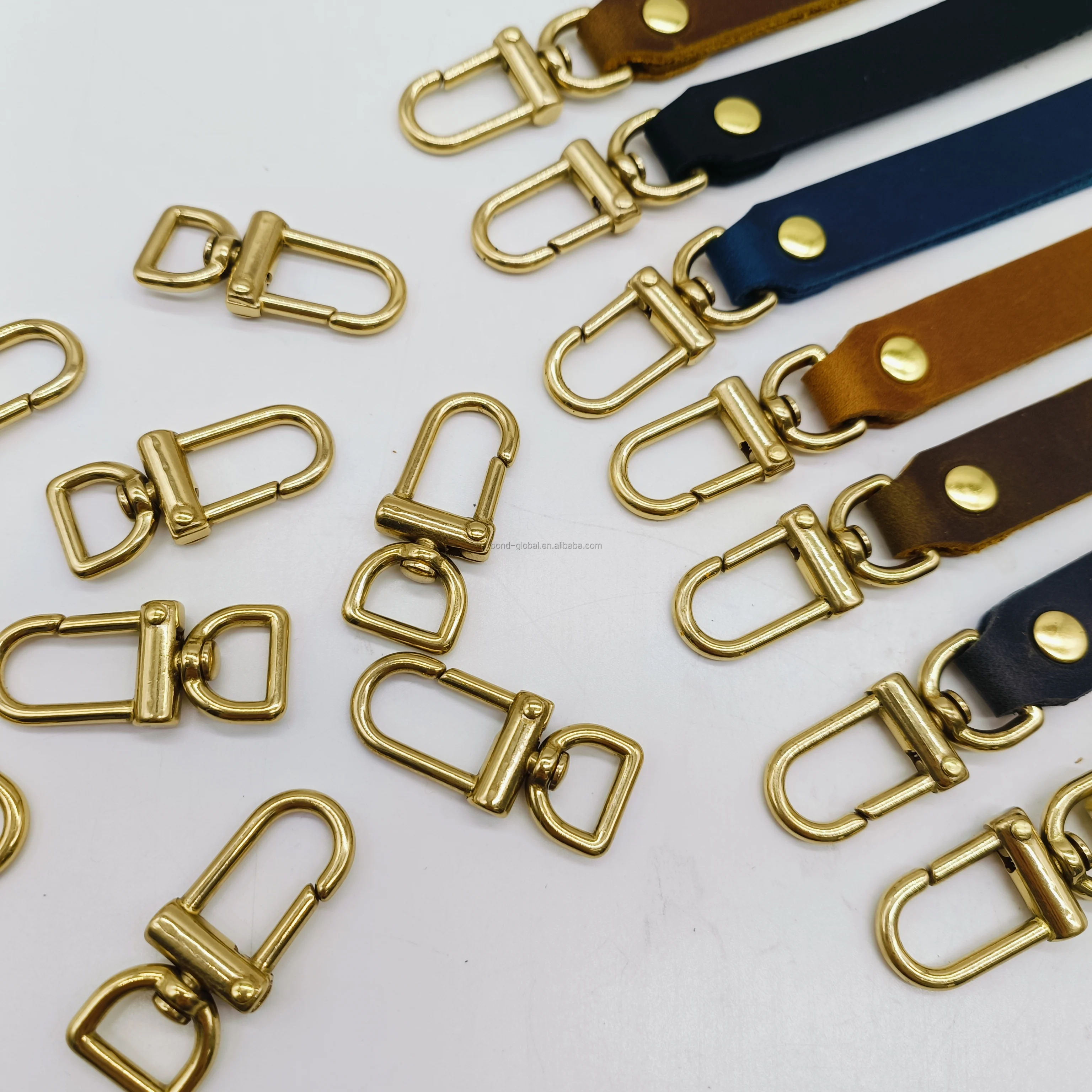 Promotional Luxury Keychain Custom Engraving Logo Crazy Horse Leather ...