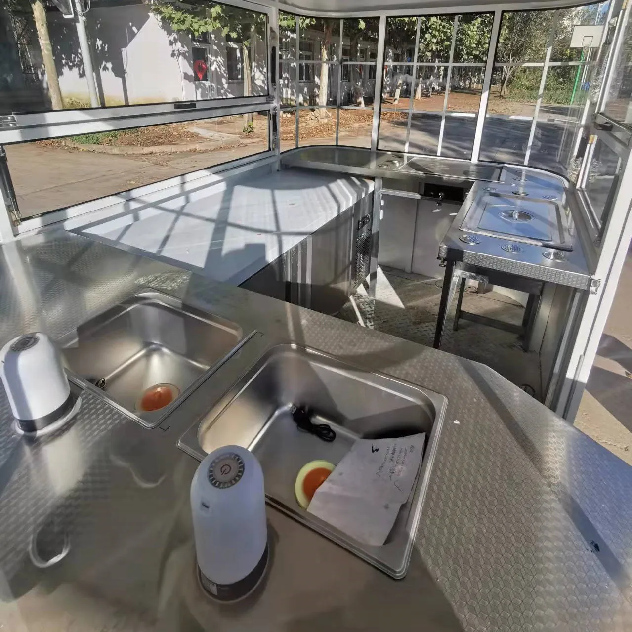 Mobile Coffee & Milk Tea Car Trolley – Customizable OEM Options