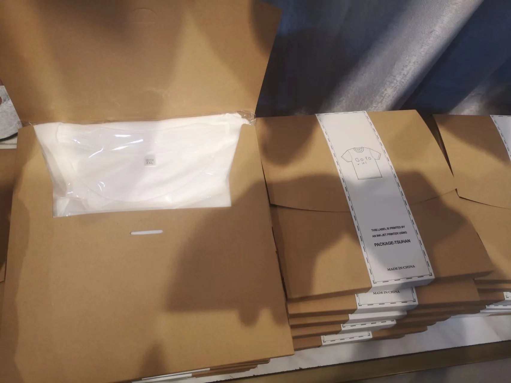 Wholesale Recyclable Die Cut Folder - Customizable Kraft Paper Box