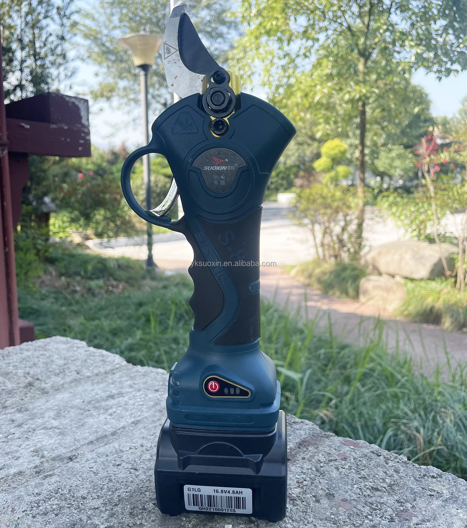 Professional Brushless Electric Secateurs - 16.8V Pruner