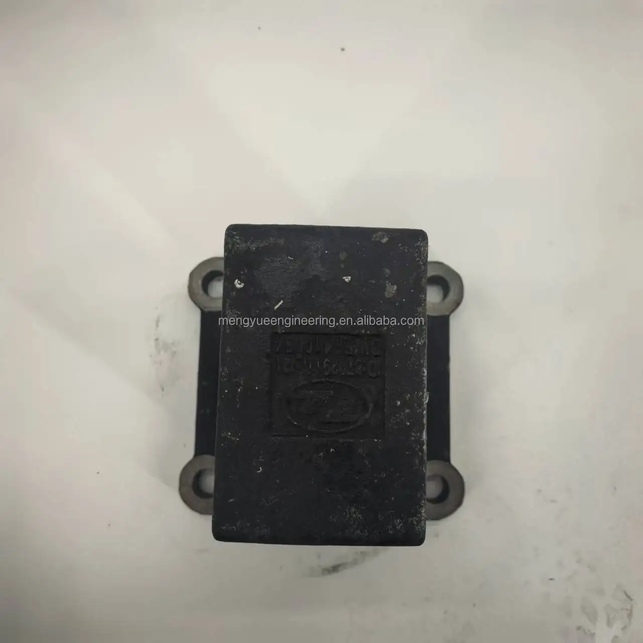 Leaf Spring Bracket Bushing Seat 87029110021 for TONLY Truck , OE 885 ...