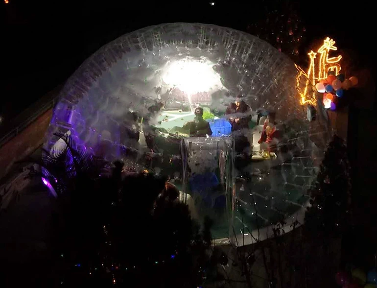 Double Layer Dome Bubble Tent Winter Outdoor Dining Room Inflatable ...