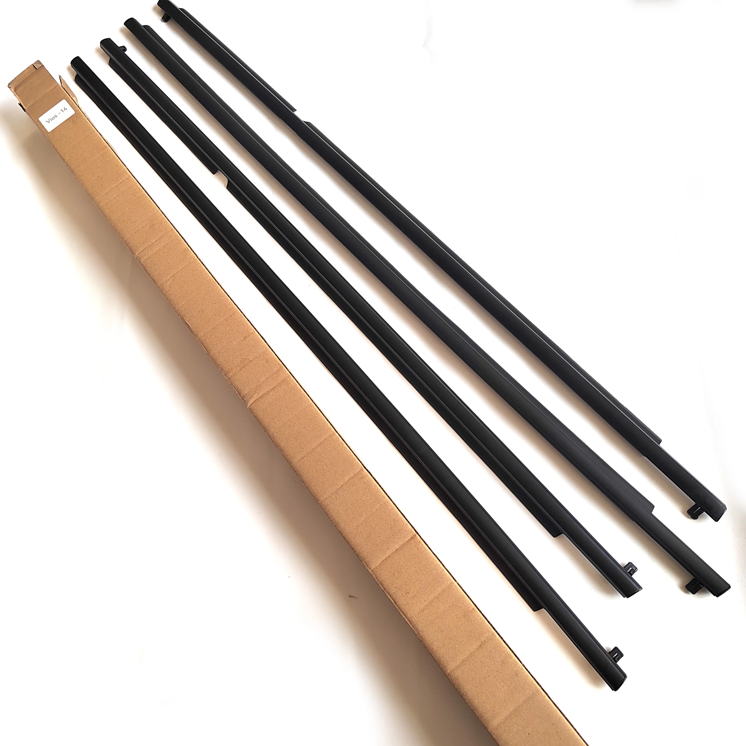 Custom Car Door and Window Automobile EPDM Rubber Sealing Strip for Car ...