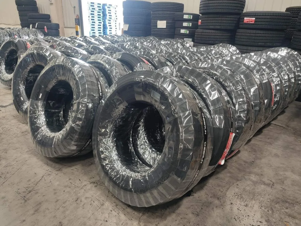 315/80R22.5 SAILMAX SA818 Radial Truck Tires - Durable & Efficient