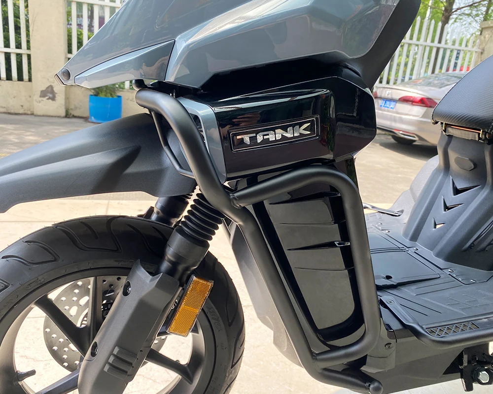 YUNRON TANK Pro 150CC - Powerful Motorcycle Scooter