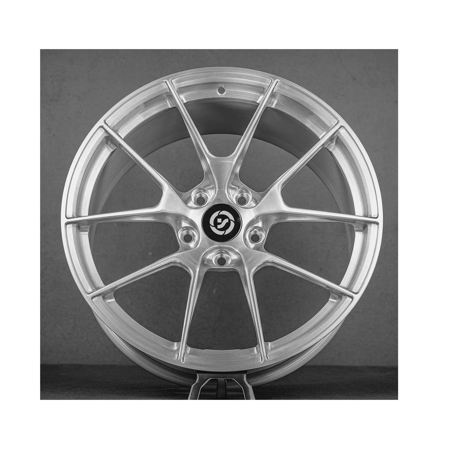12,000-ton Customised Forged Wheelsthe Classic Brushed Silver ...