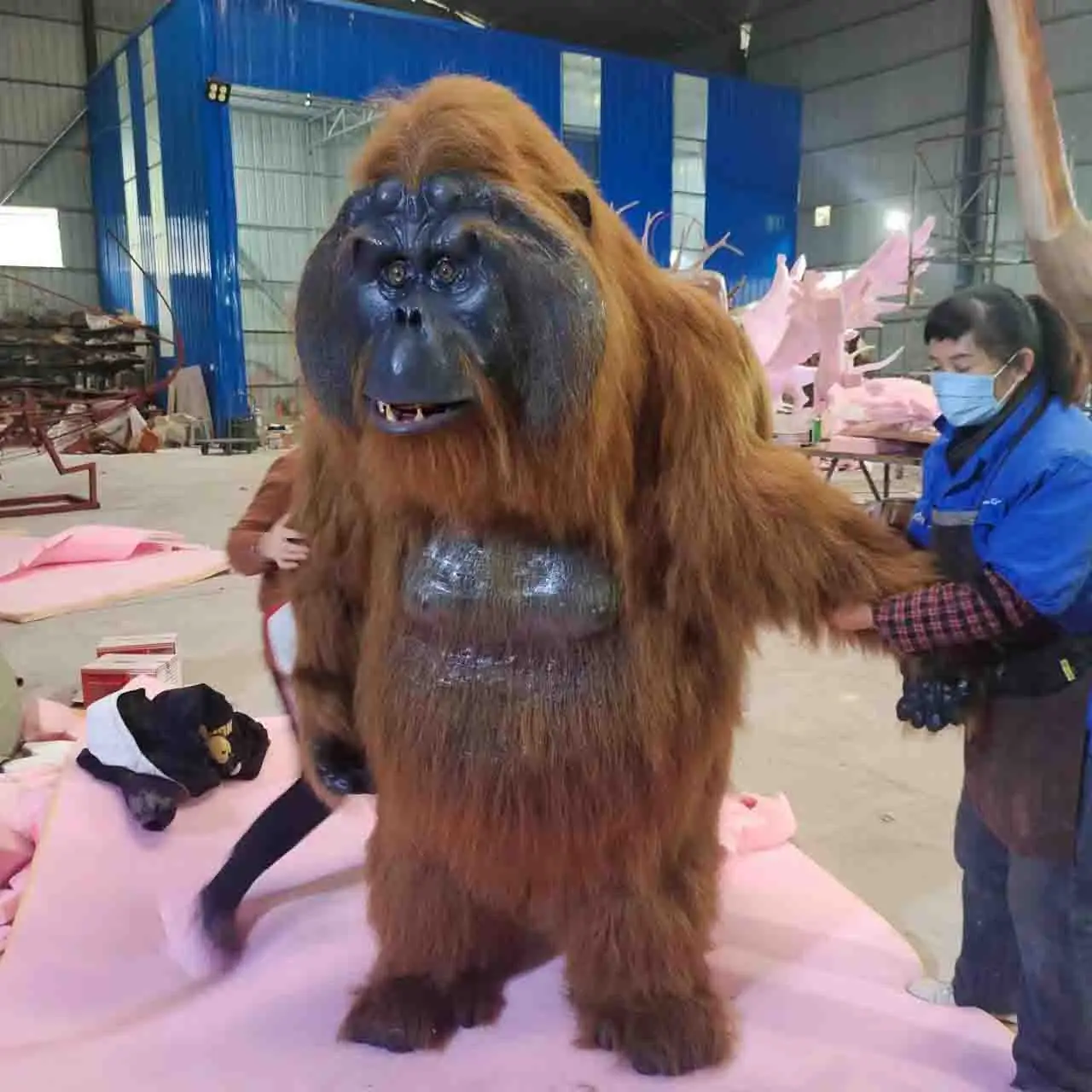 Realistic And Vivid Movements Professional Life Size Animatronic ...