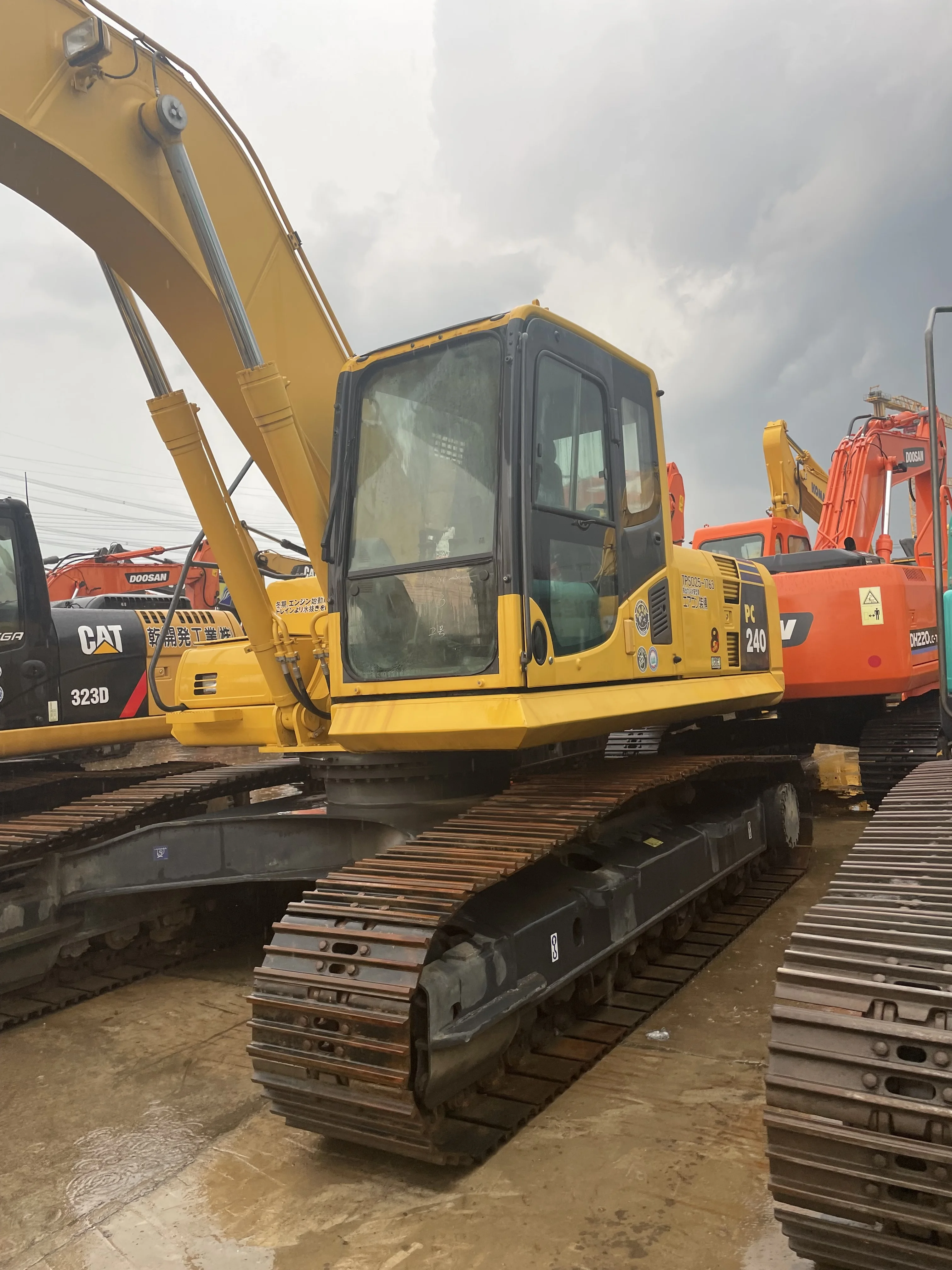 Japan Construction Machine Komatsu PC240LC-8 Excavator/used Heavy Duty ...