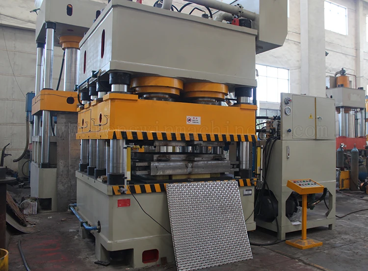 1000 Ton Hydraulic Press - Reliable and Efficient Machinery