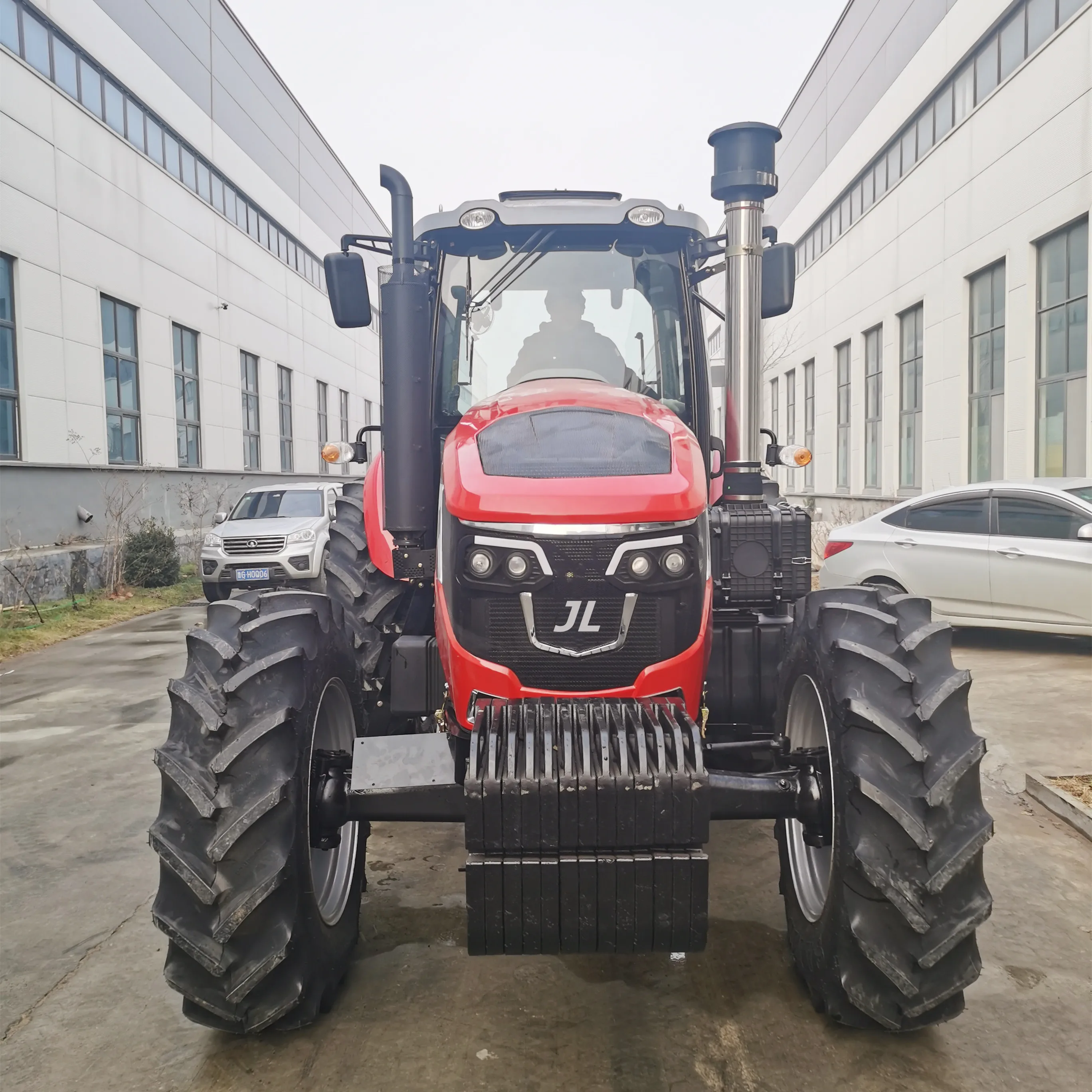 JIULIN 160hp 180hp 200hp 중형 농장 4WD 트랙터 4x4 휠 트랙터 (코어 기어 박스 엔진 트랙터 포함 ...