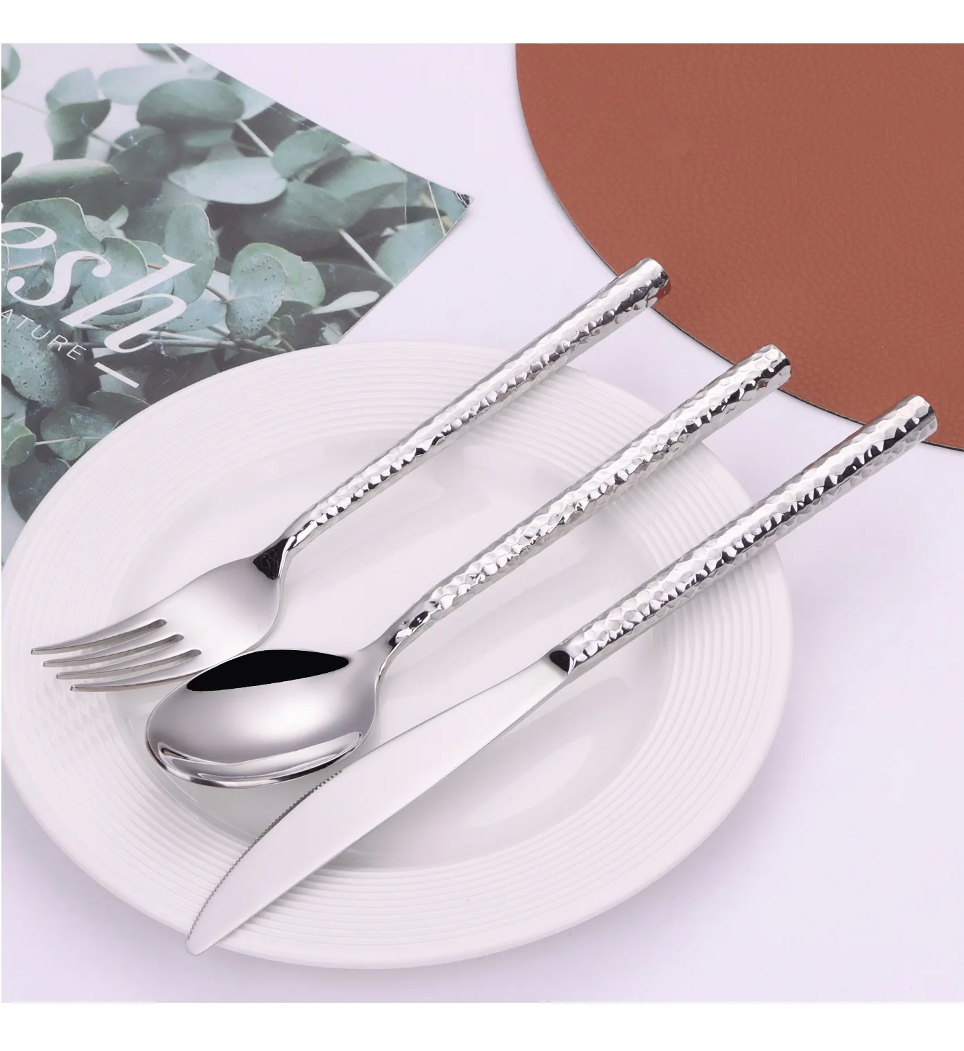 Luxury Cutlery - 18/10 Stainless Steel Silverware Set