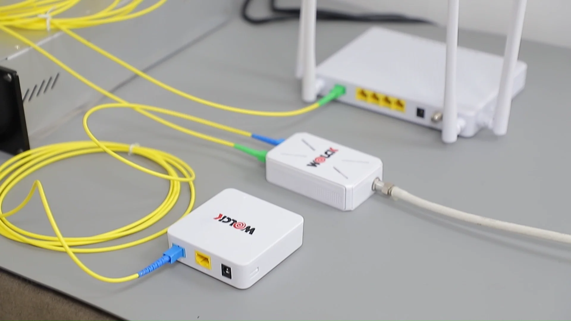 Vsol Fibra Gepon Rf X Pon Gpon Xpon Onu Ont With 2.4g 5 G Wifi Rf ...