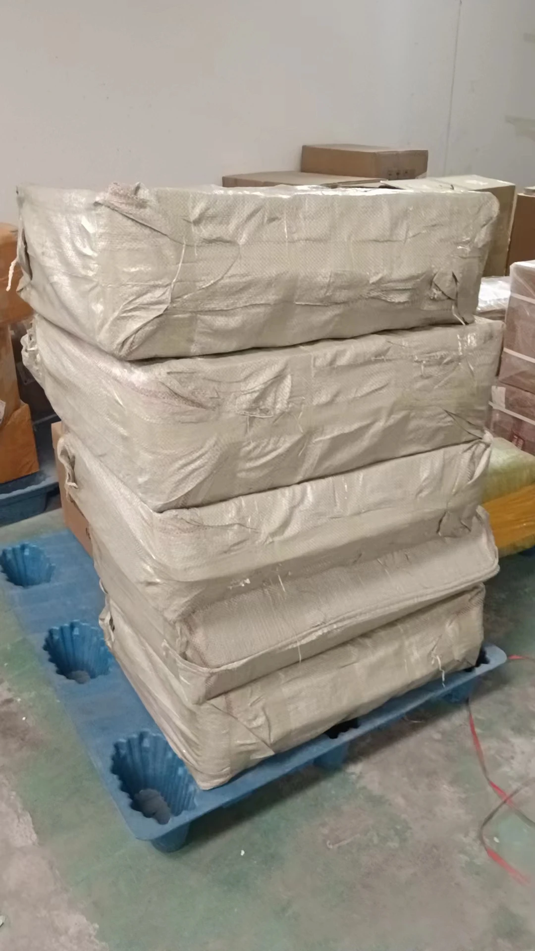 Great Farm Stainless Steel Automatic Piglet Trough Size 25 Cm 28cm ...