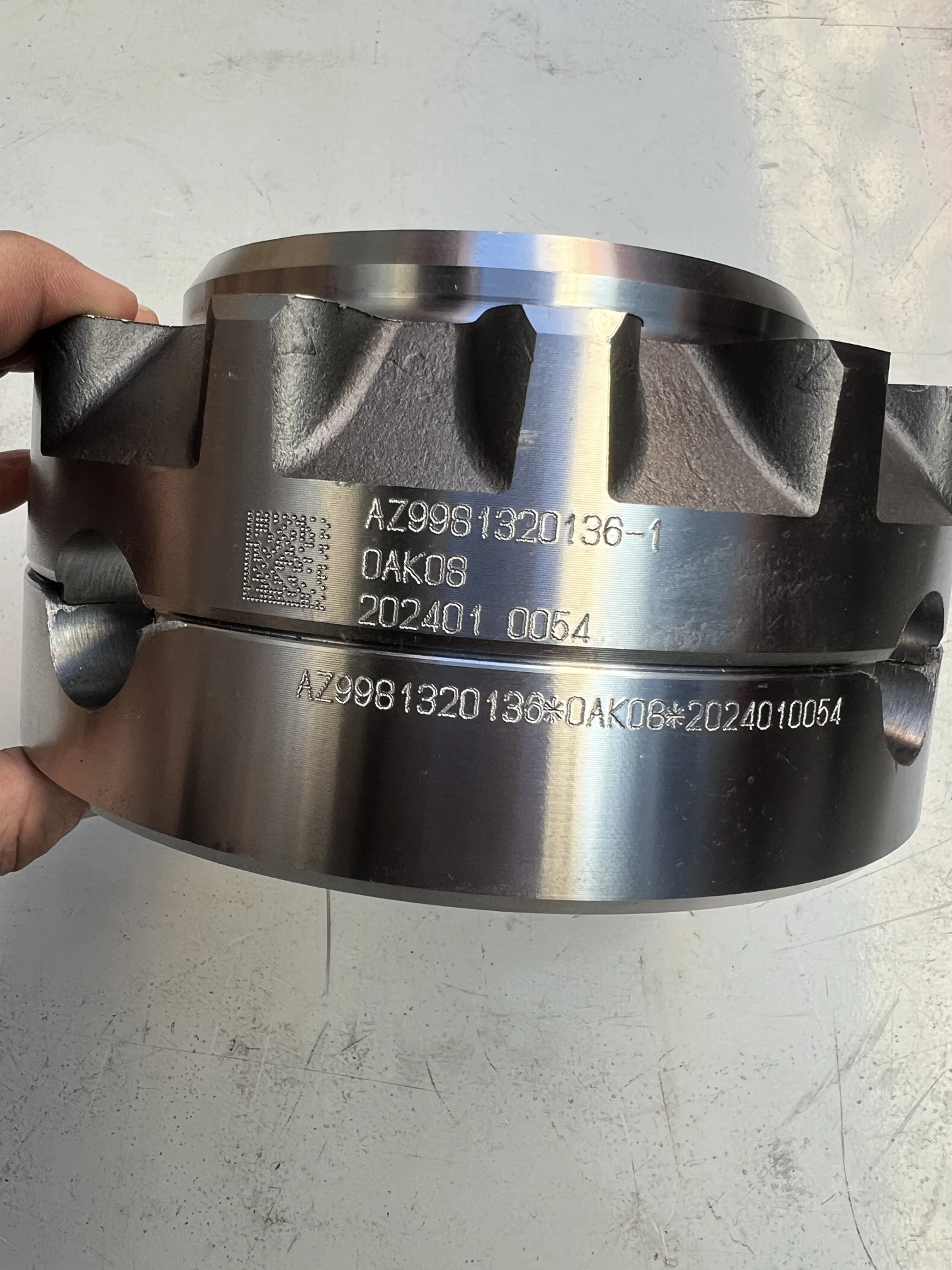 Sinotruk Howo Original Truck Parts Ac16 Inter Axle Differential Housing ...