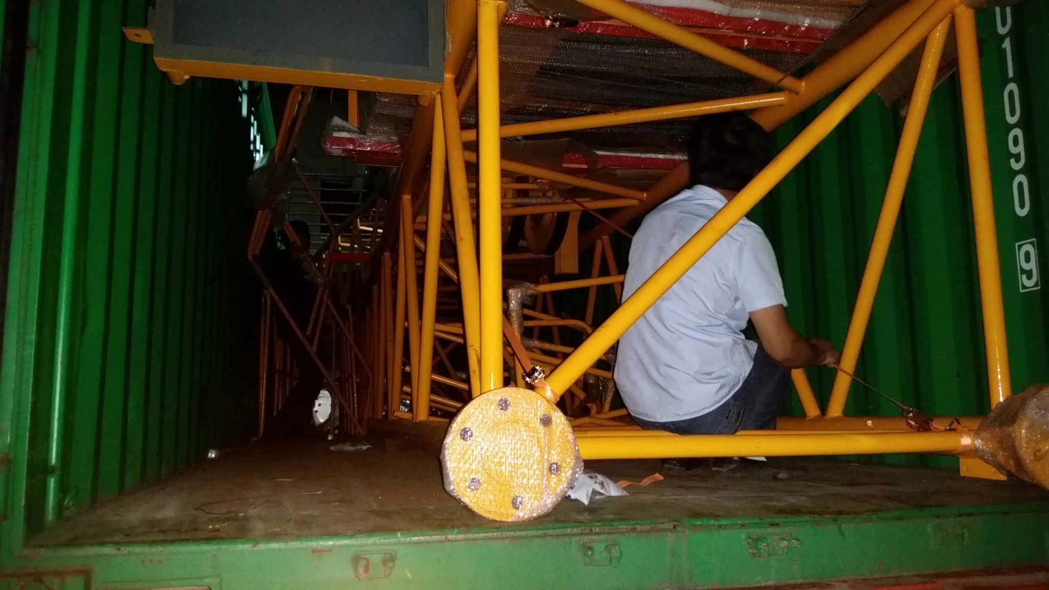 Truss Boom Pedestal Crane - Offshore Crane for Marine Use