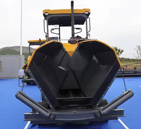 Rp605iv Max Paving 6m Width Asphalt Concrete Paver With Automatic ...