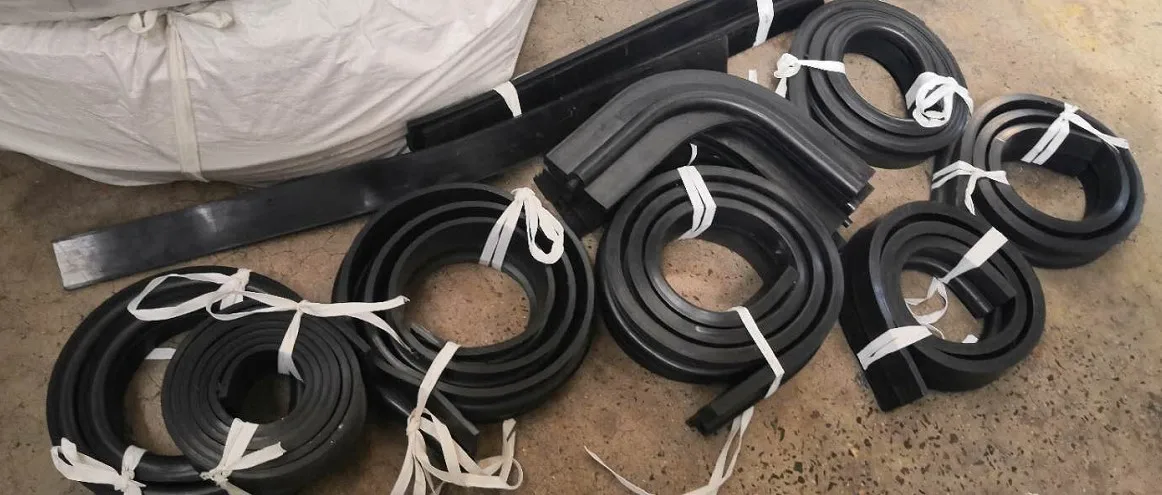P /J Rubber Gate Seals for Dam & Canal Gate Stoplog/Sluice/Penstock ...