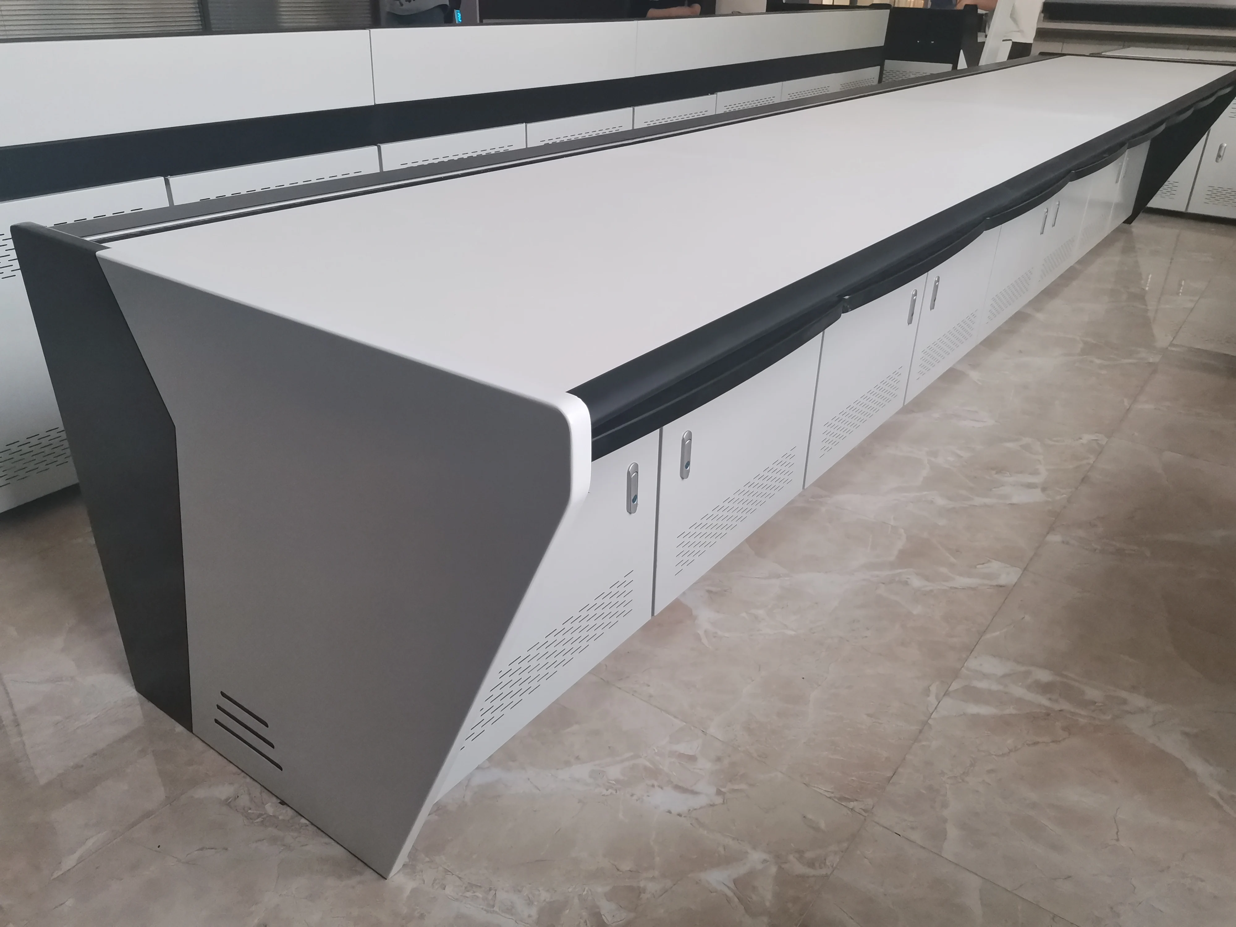 Cctv Control Room Furniture Security Control Room Consoles Operator ...