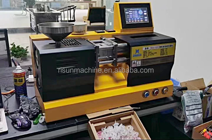 Mini Injection Molding Machine - Desktop & Toy Solutions