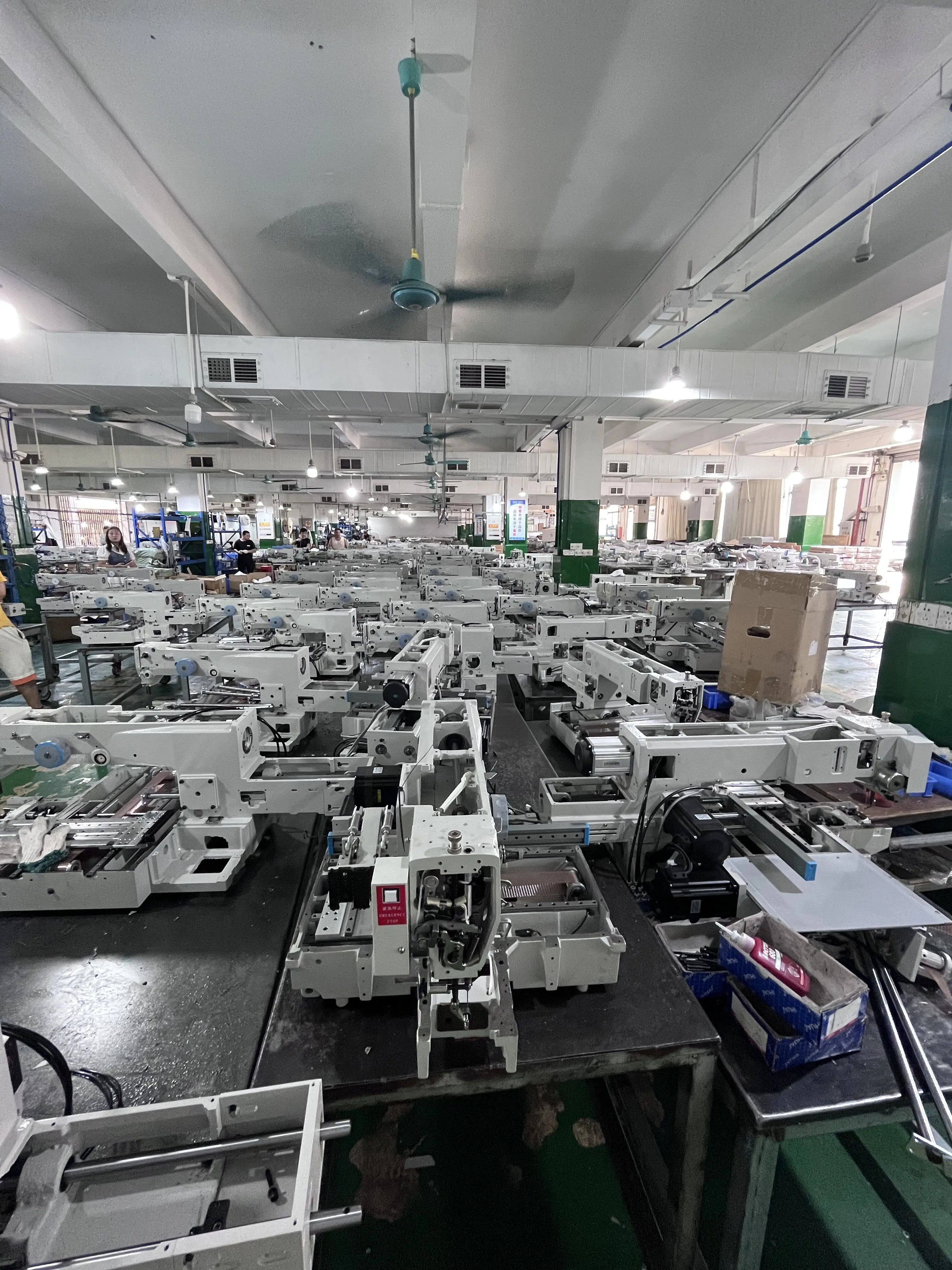 Automatic Electric Computer-Controlled Large White Buckle Machine Anti ...