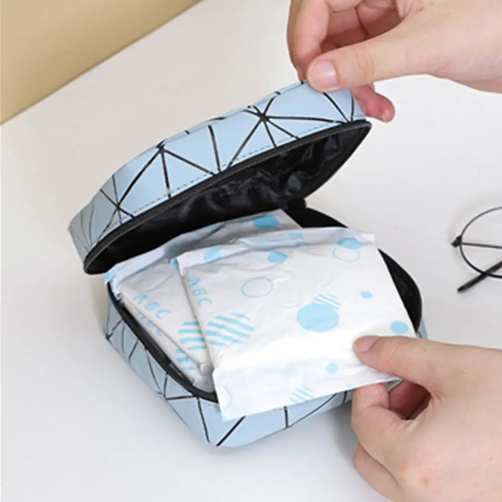 Multifunctional Rhombus Pattern Sanitary Pad Bags Reusable Napkin ...