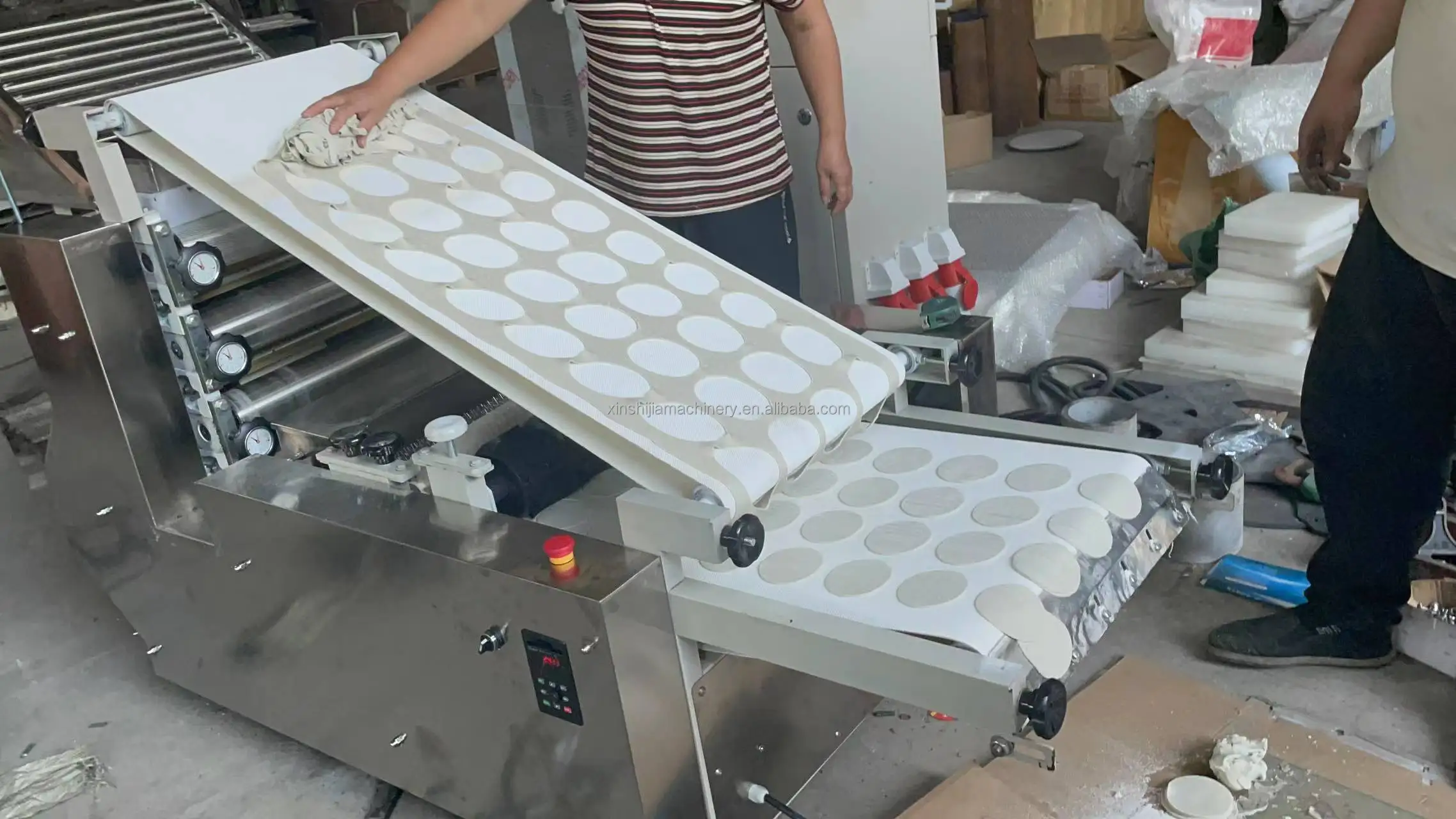 Flat Naan Arabic Pita Bread Chapati Pancake Roti Maker Tortilla Making ...