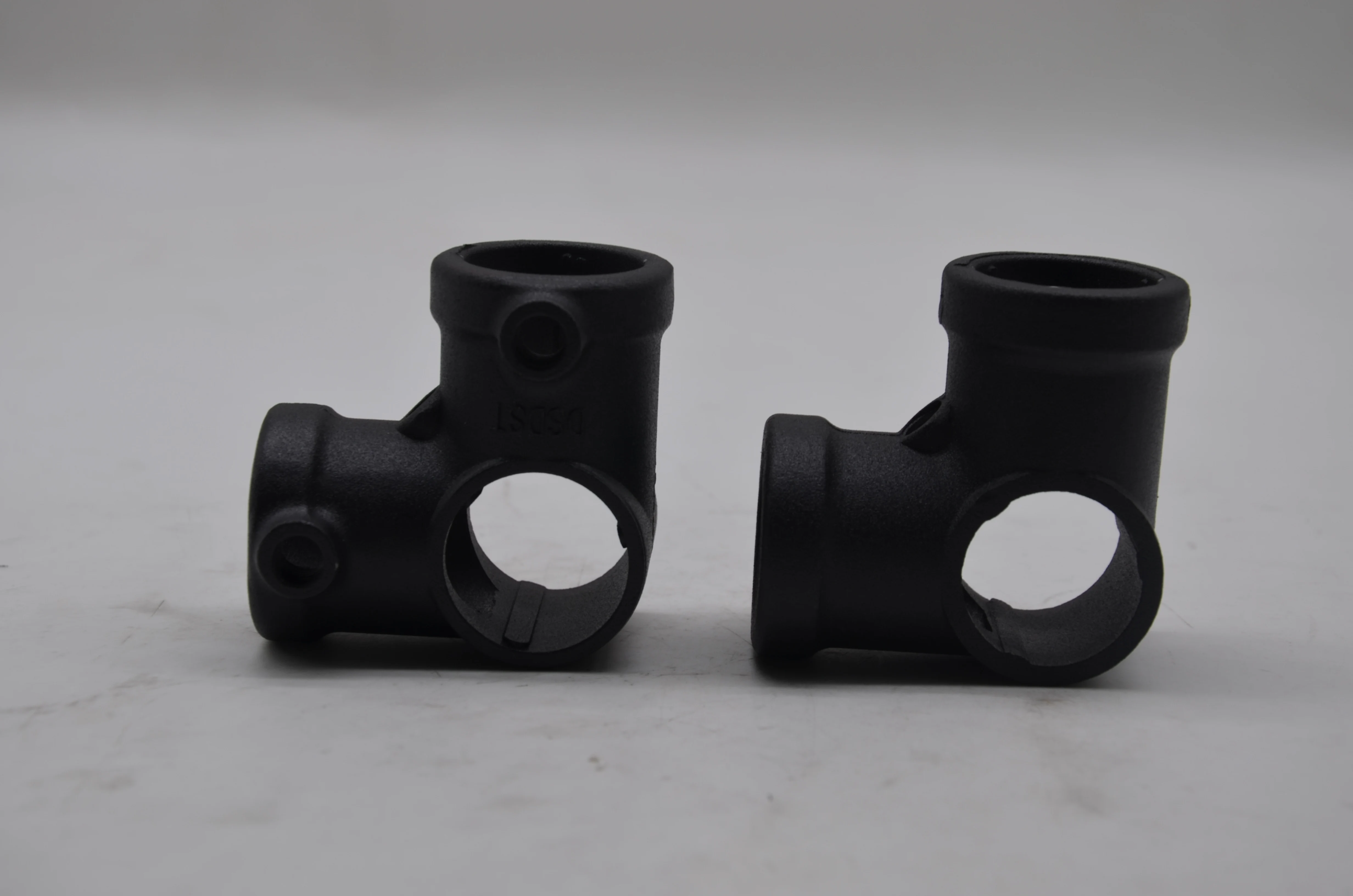 Black Pipe Clamp System Aluminum Tube Clamp Fittings Structural Pipe ...