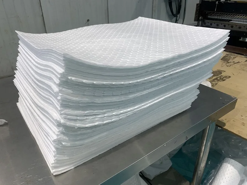 Oil Spill Pad - Efficient Absorbency and Lightweight Design