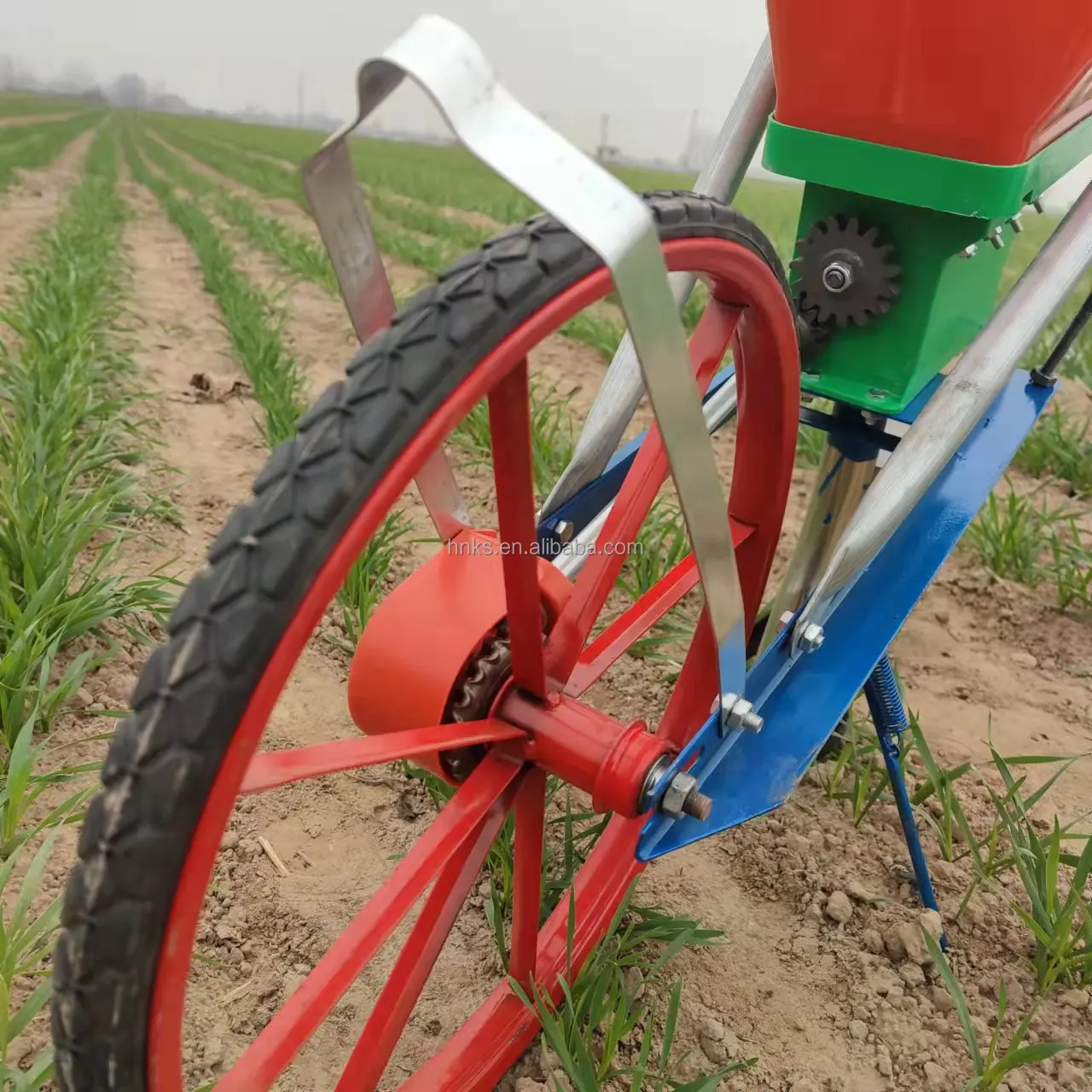 Manual Corn Planter - Efficient and Low Noise Seedling