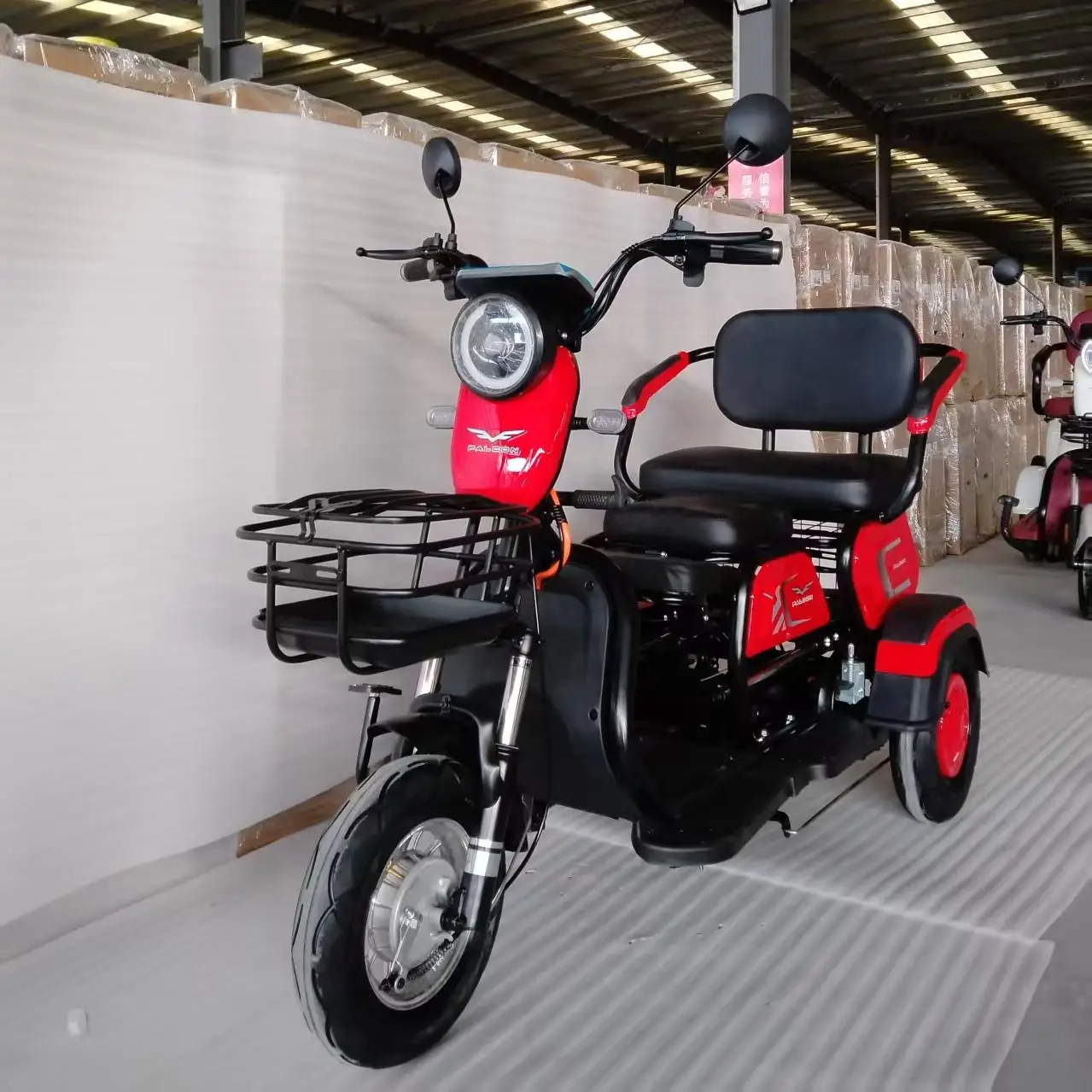 2025 10-Inch 1000W Electric Mobility Scooter - Fast & Reliable