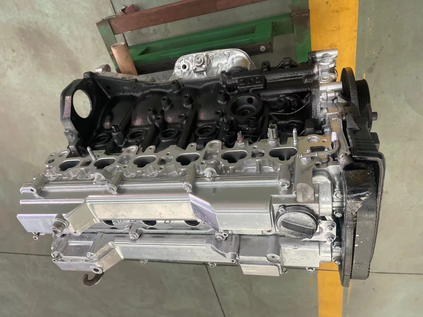 2JZ Petrol Engine - High Quality for Toyota Replacement