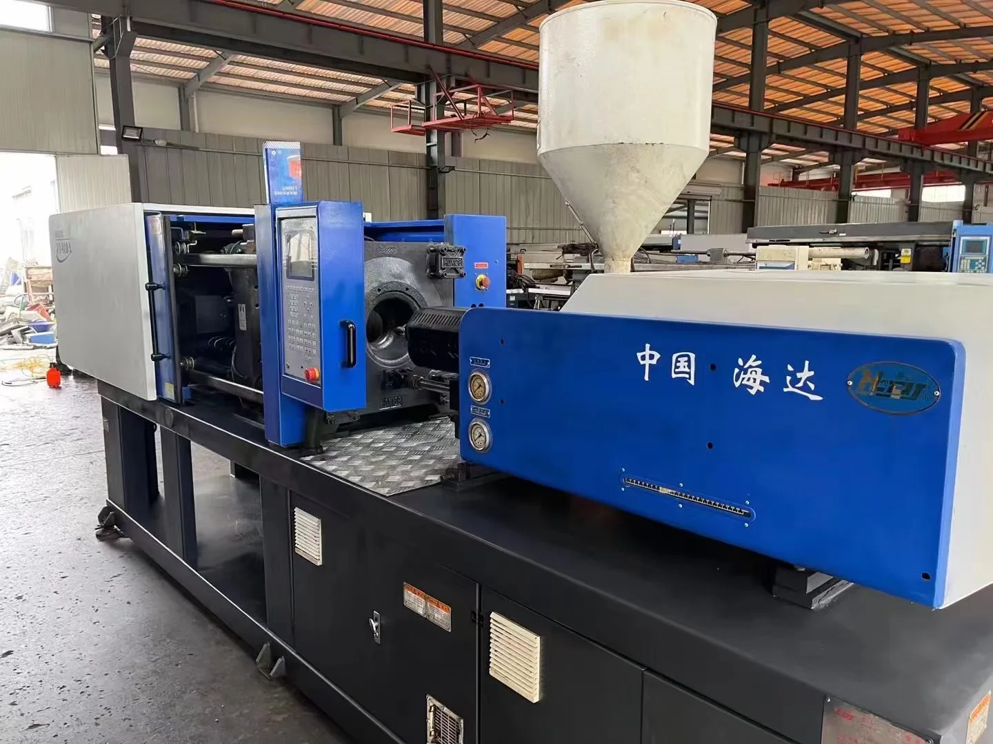 Haida 50 Ton Injection Molding Machine - Efficient Plastic Making