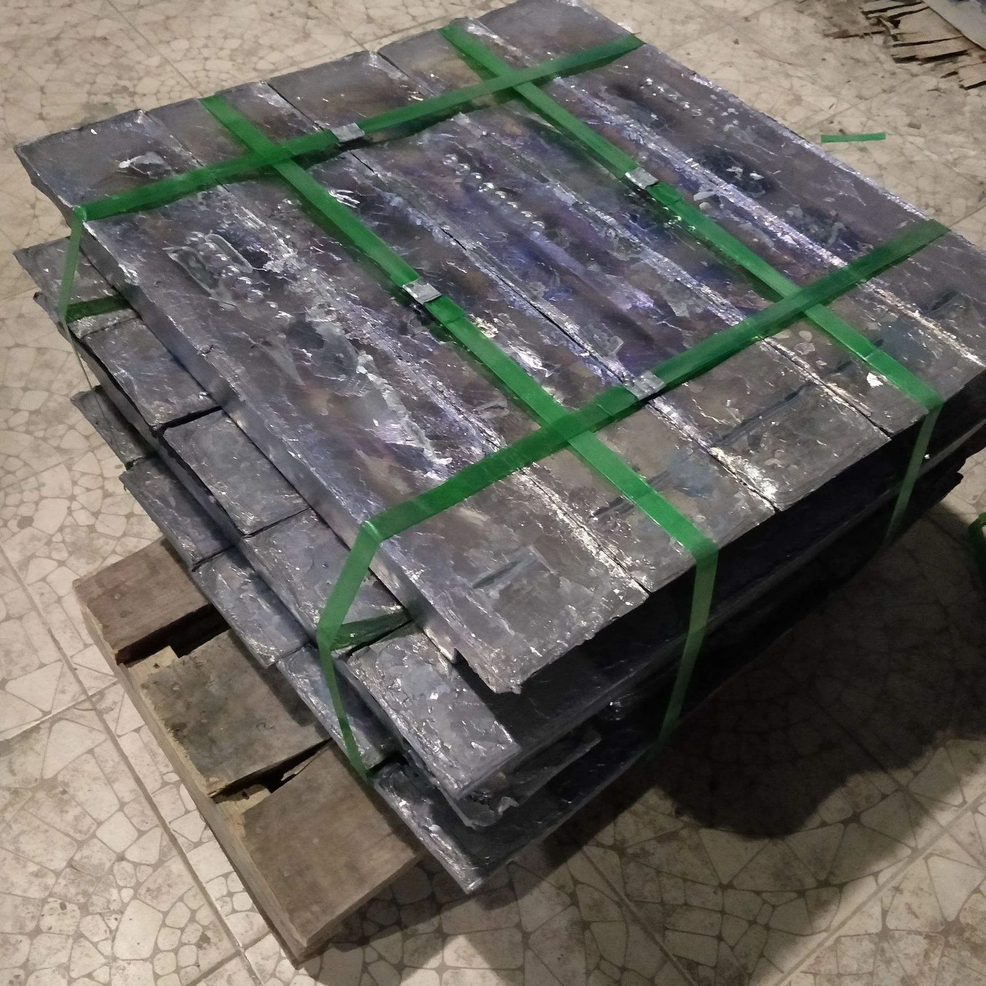 Factories Competitive Price Bulk Pure Lead Ingot 99.994% - Buy Lead ...