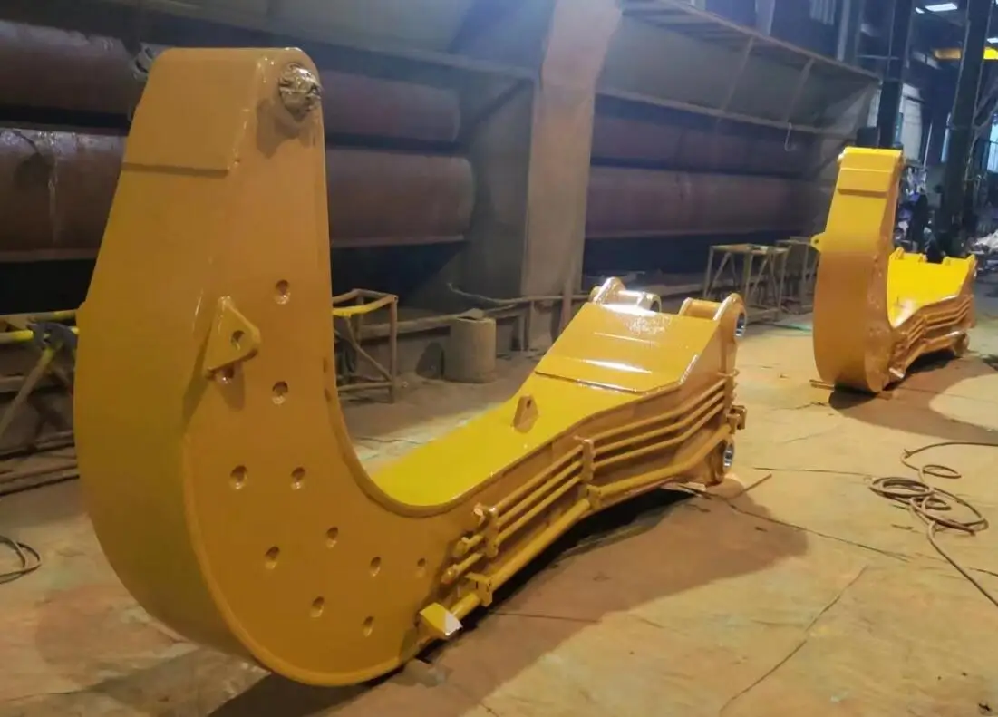 EXCAVATOR TELESCOPIC ARM DIPPER STICK 28m - Durable & Versatile