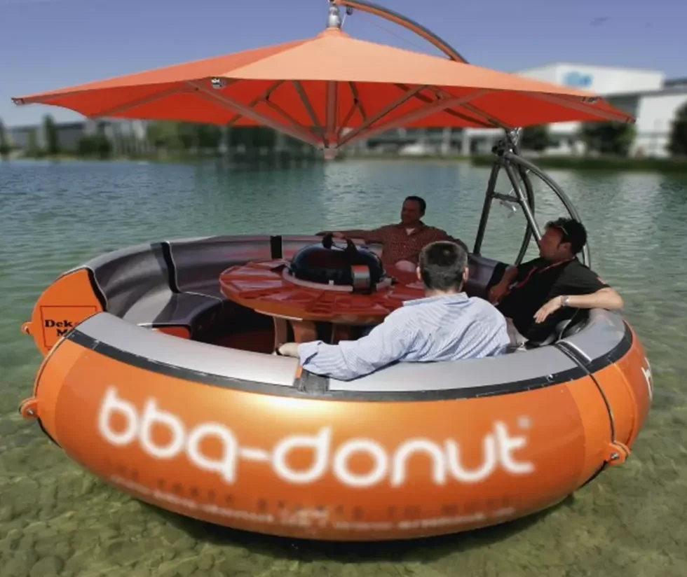 High Quality Waterpark Equipment - BBQ Donut Boat for Sale