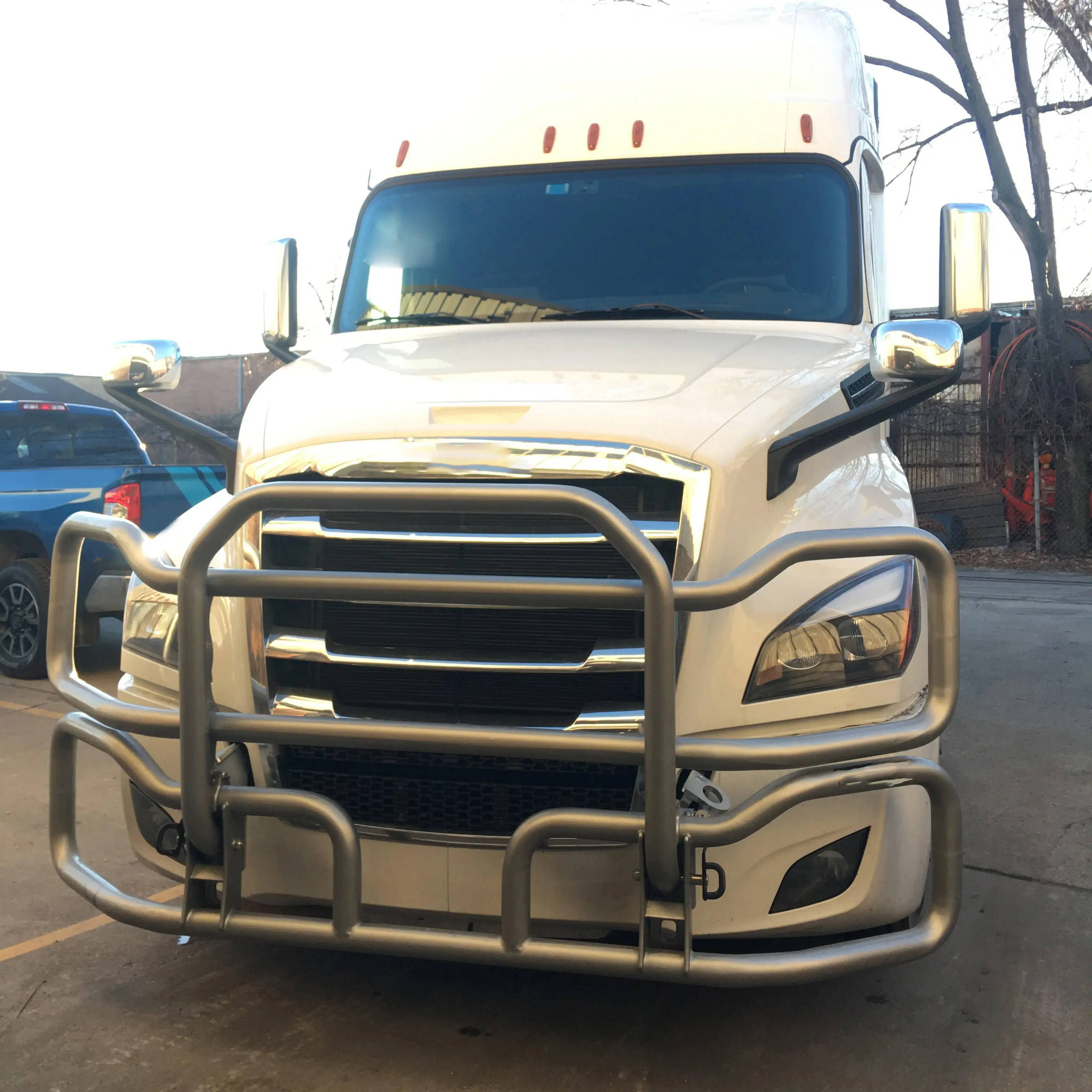 Stainless Steel Front Bumper Grille Deer Guard For Freightliner ...