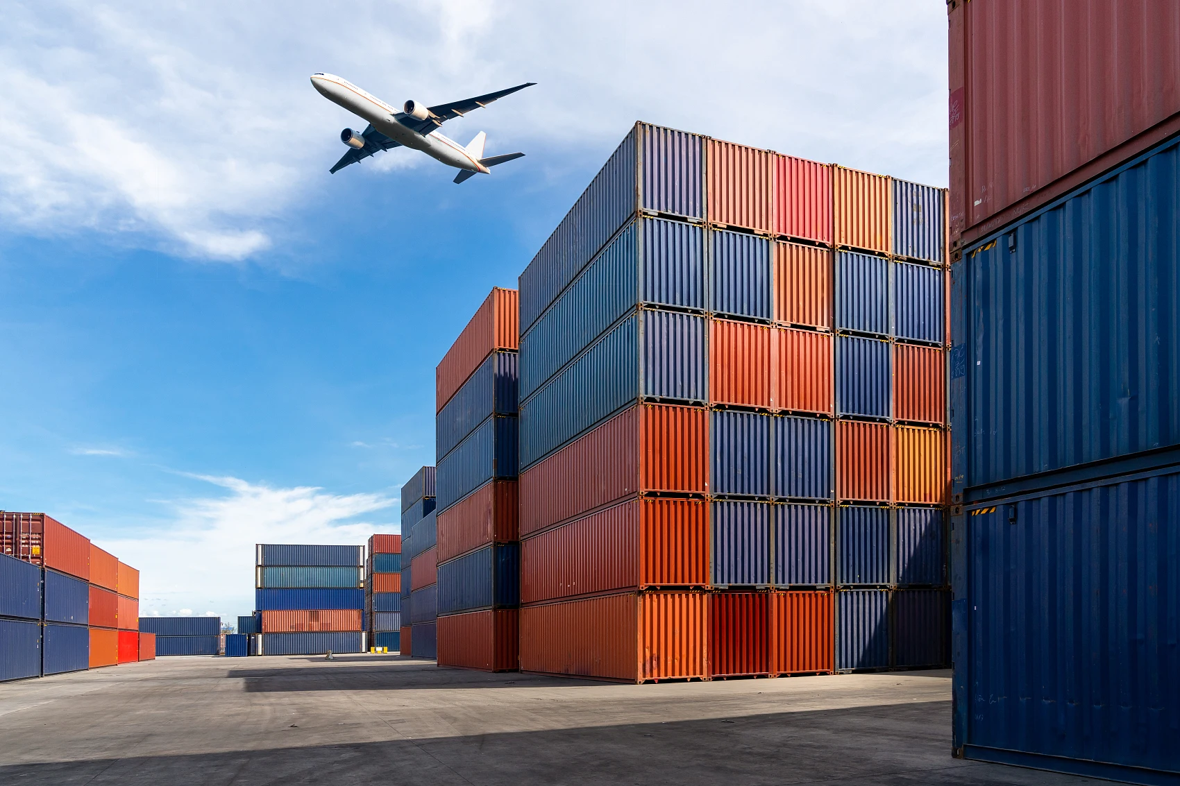 Shipping Container Homes 20ft 40ft Container Houses Shipping Luxury ...