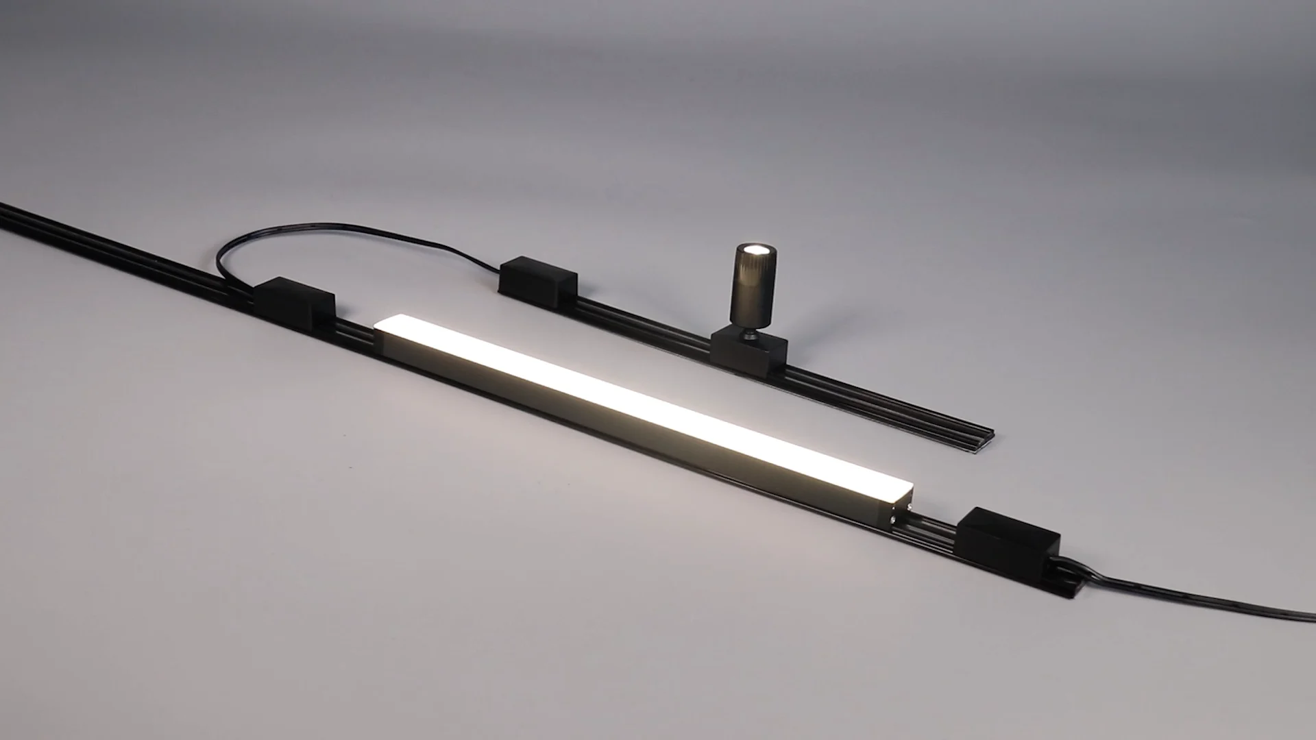 Surmountor Oem/odm Dc12-24v Mini Rotatable Magnetic Spot Light Shelf ...