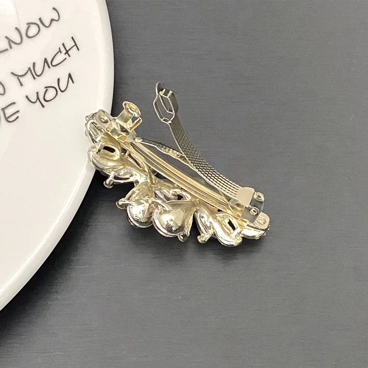 Luxury Crystal Butterfly Hair Clip Custom Color Alloy Hairpin Women ...