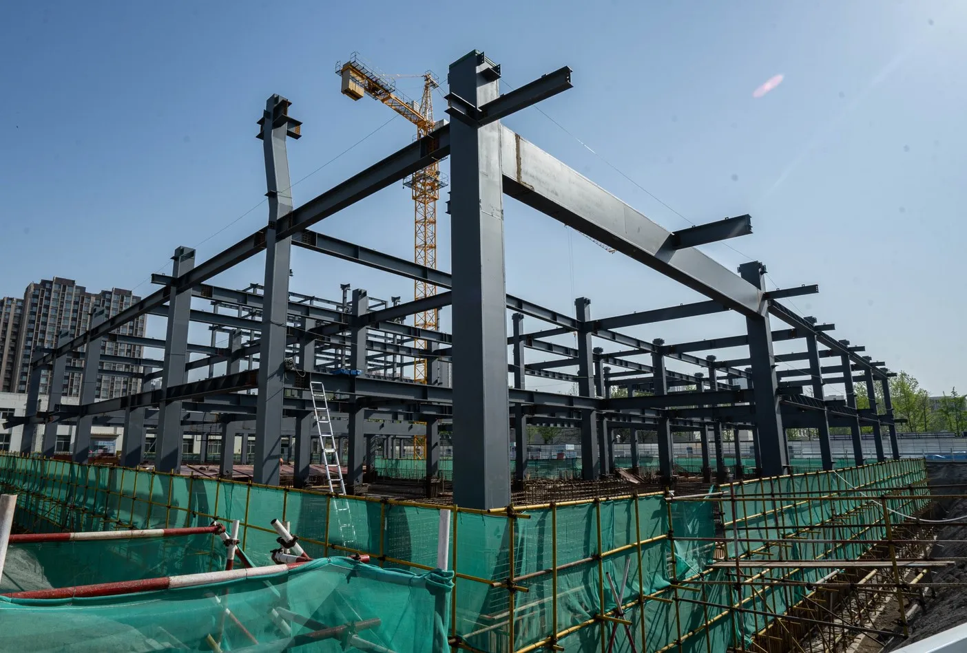 Prefabricated Portal Frame Steel Structure Poultry Shed Chicken Farm ...