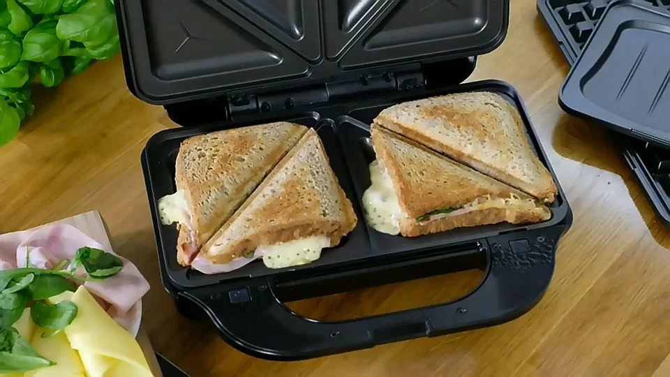 Electric Sandwich Maker 4 Slice Dual Toast Grill Non Stick Press Waffle ...