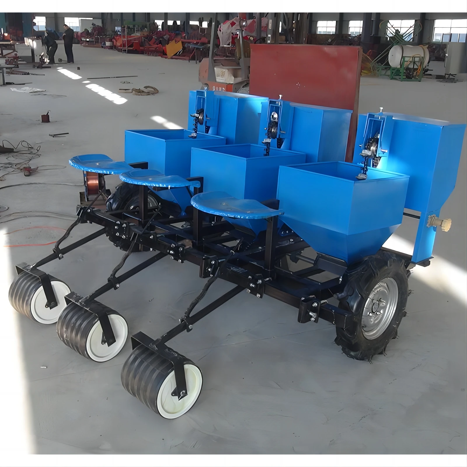 Potato Seeder 3 Point Potato Planter Machine Manufacturer Potato Planter For 2 Wheel Tractor ...