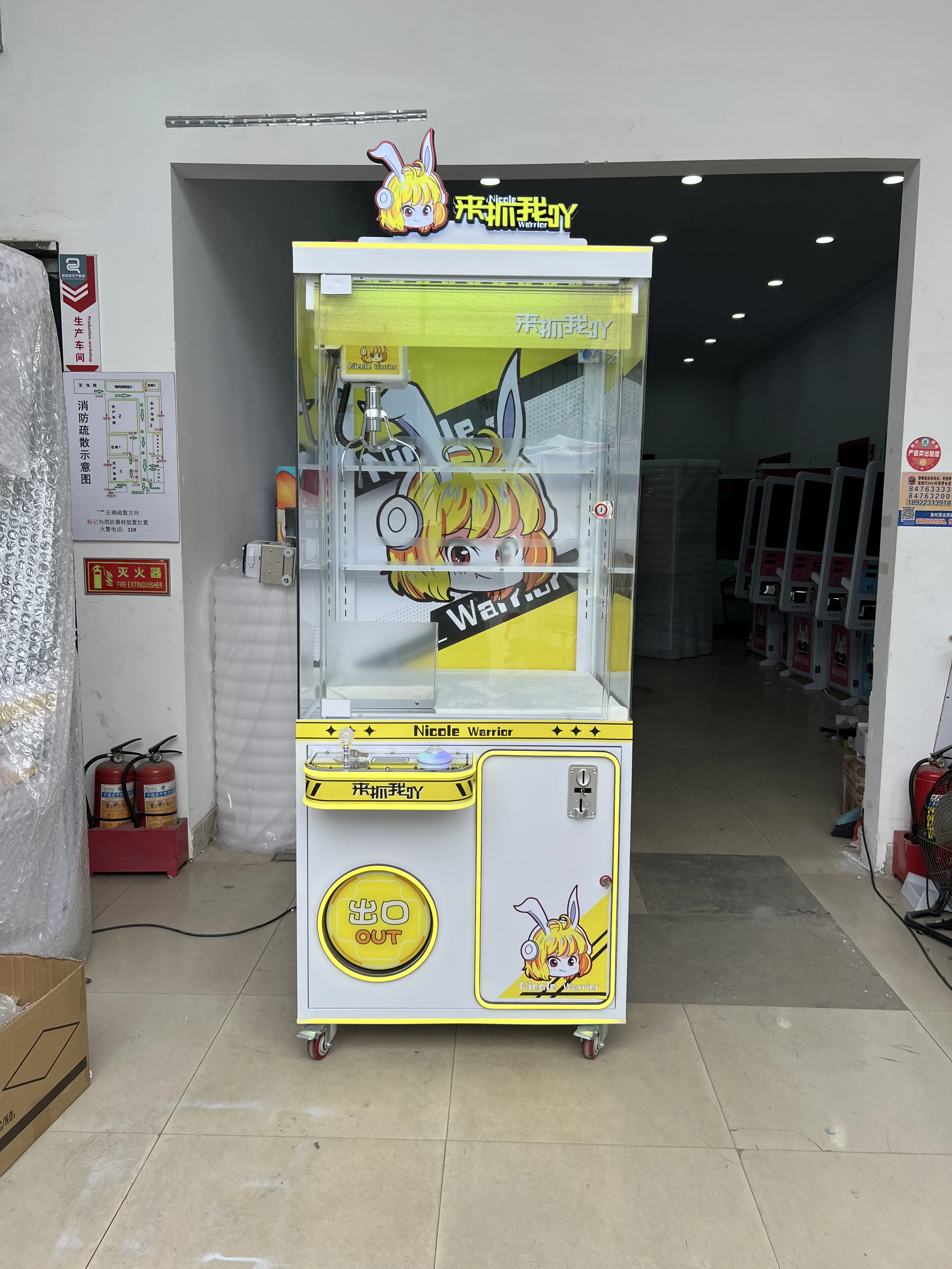 Custom Claw Machine - Coin Operated Prize Locker Games