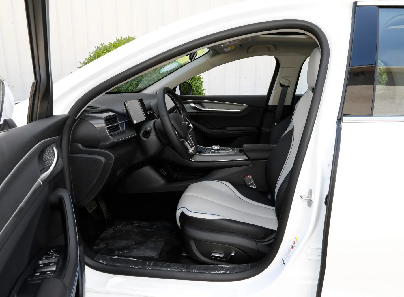 Byd Compact Car Destroyer 05 Quzhujian Vehicle Byd Chaser China Long ...