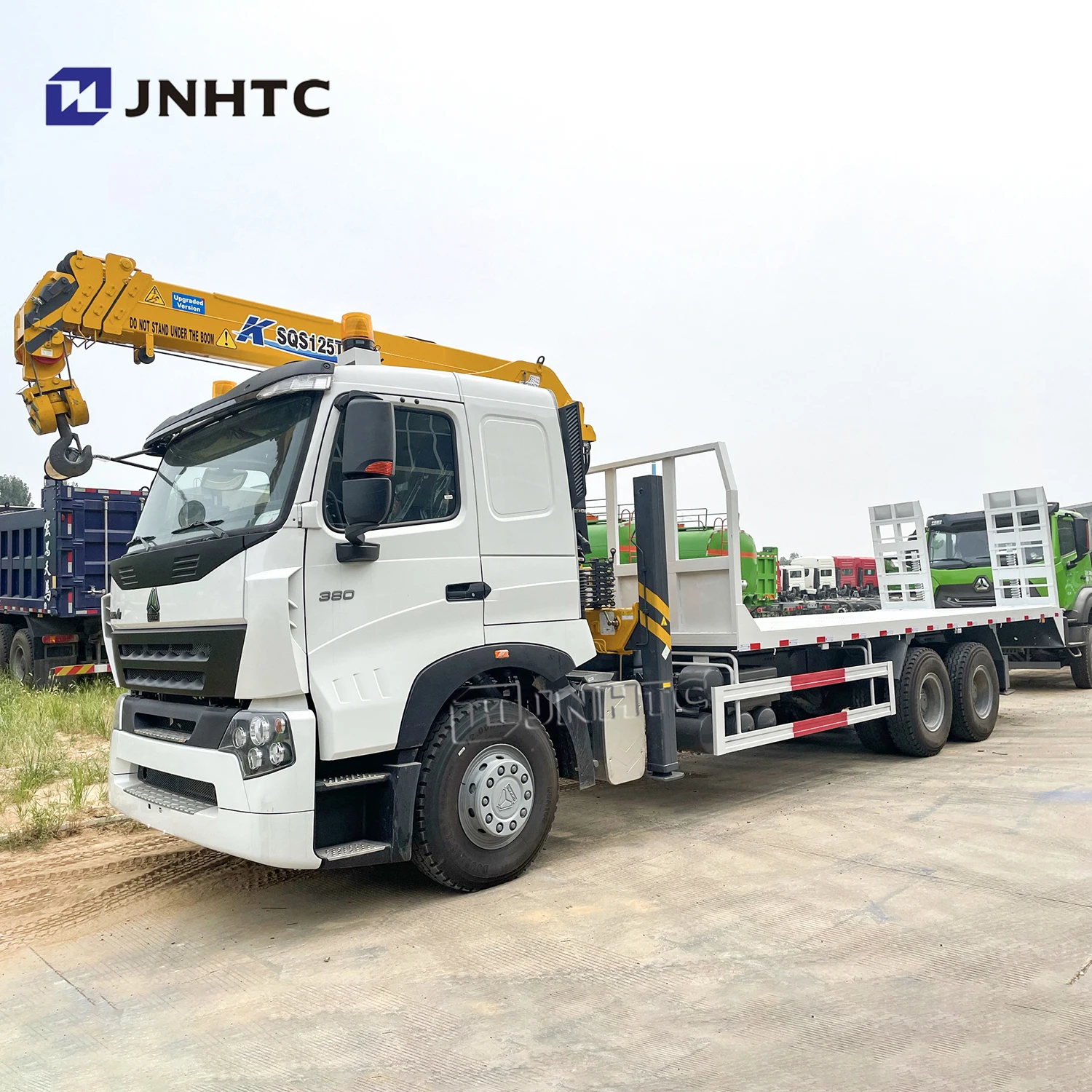 sinotruk heavy truck self loading with boom crane howo a7 t7 10w 380hp ...