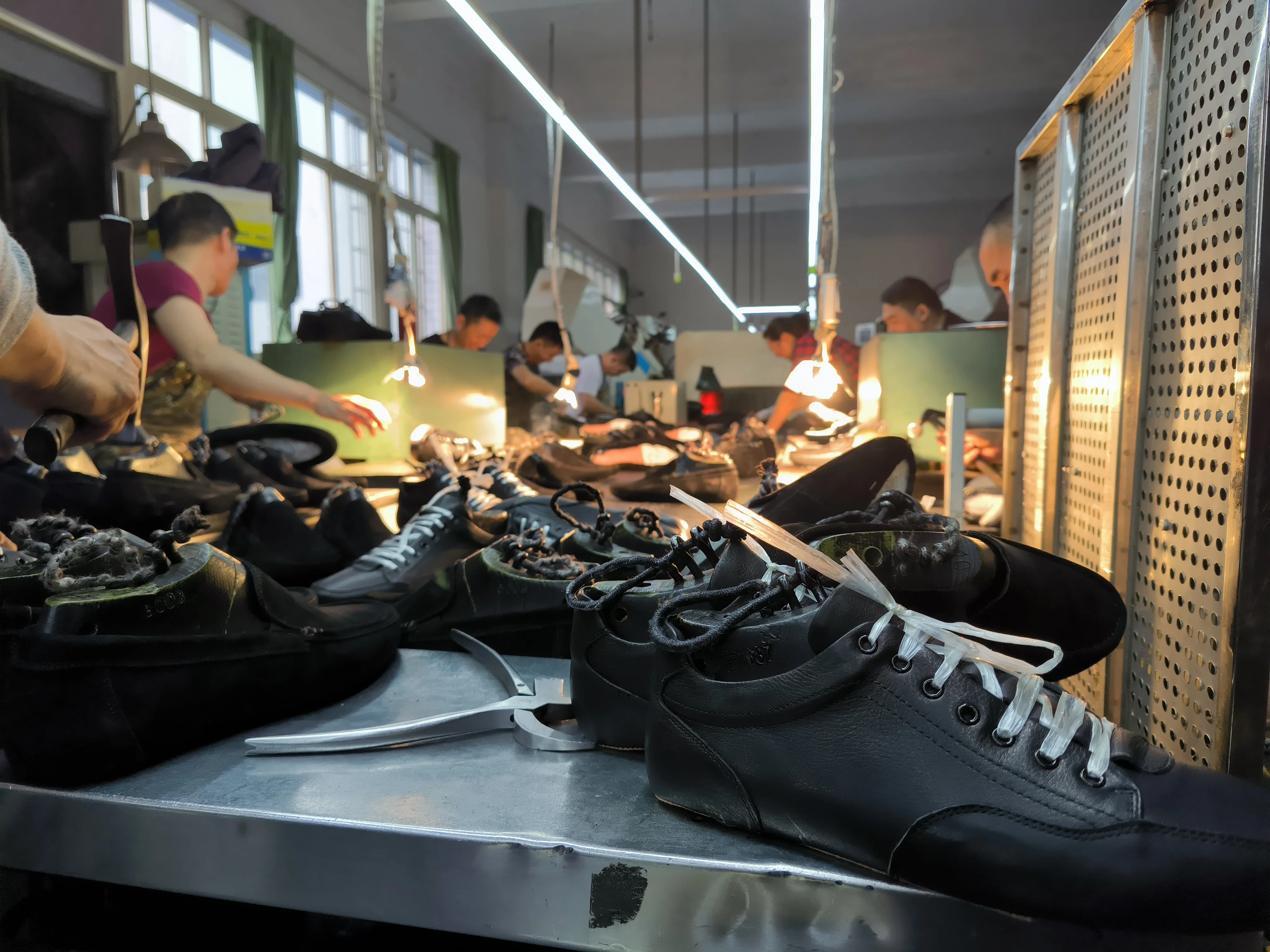 LANCI Original Man Shoe Factory Leather Shoes Manufacturing Suede ...