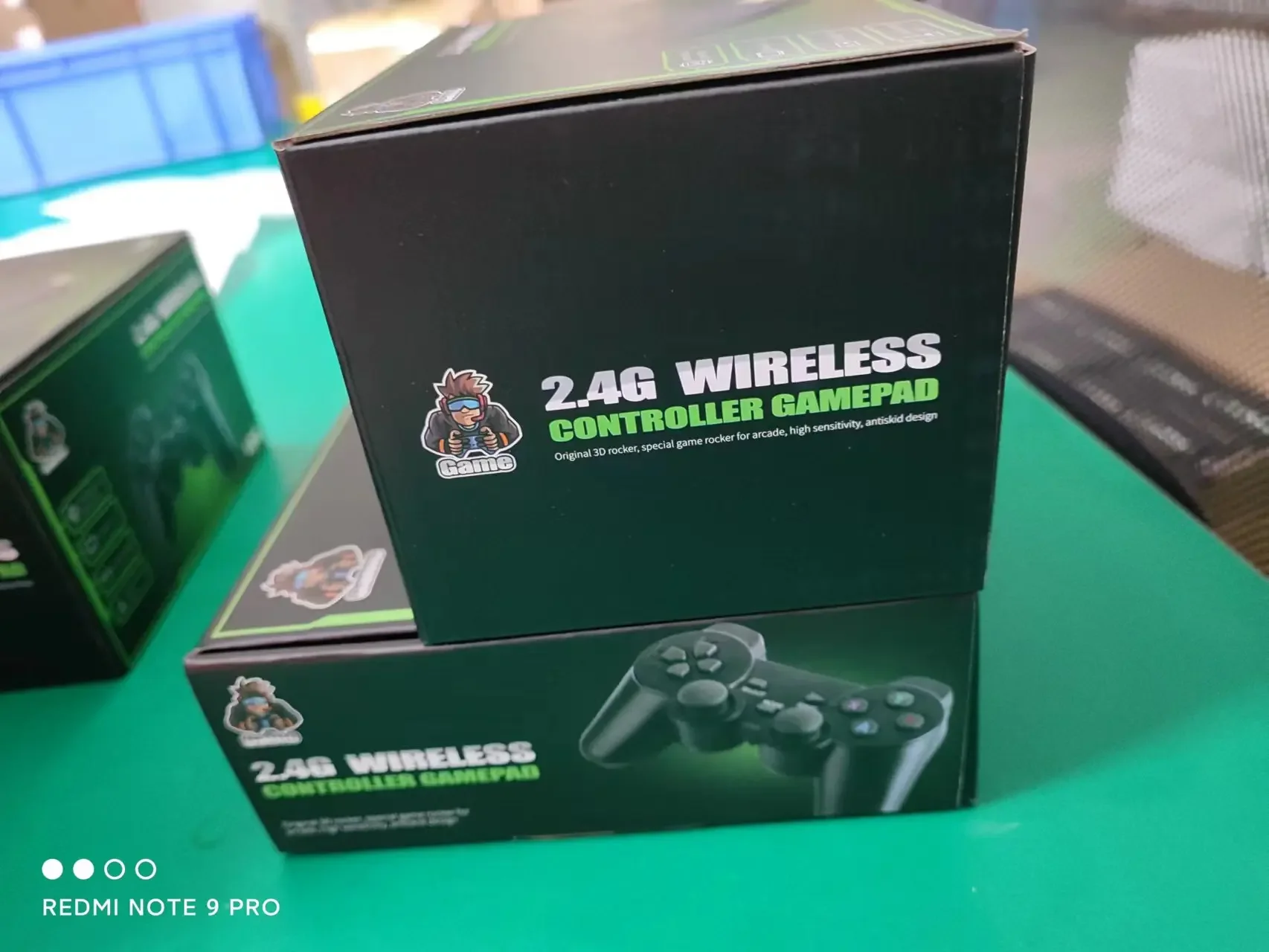 M8 Game Stick Lite 4K - Retro Game Console with 20000 Games