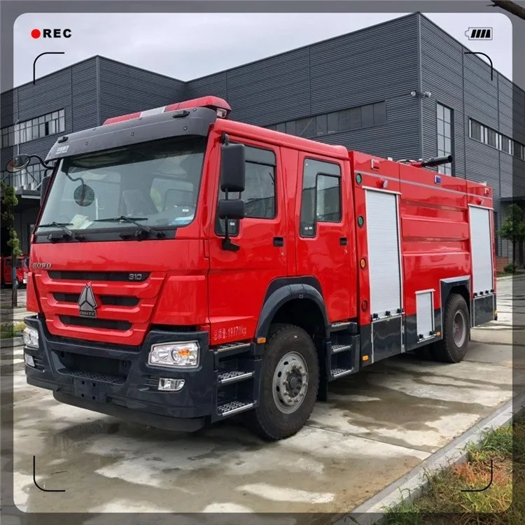 Sinotruk Howo 8 Ton Water Foam Tank Powder Combined Fire Fighting Truck ...
