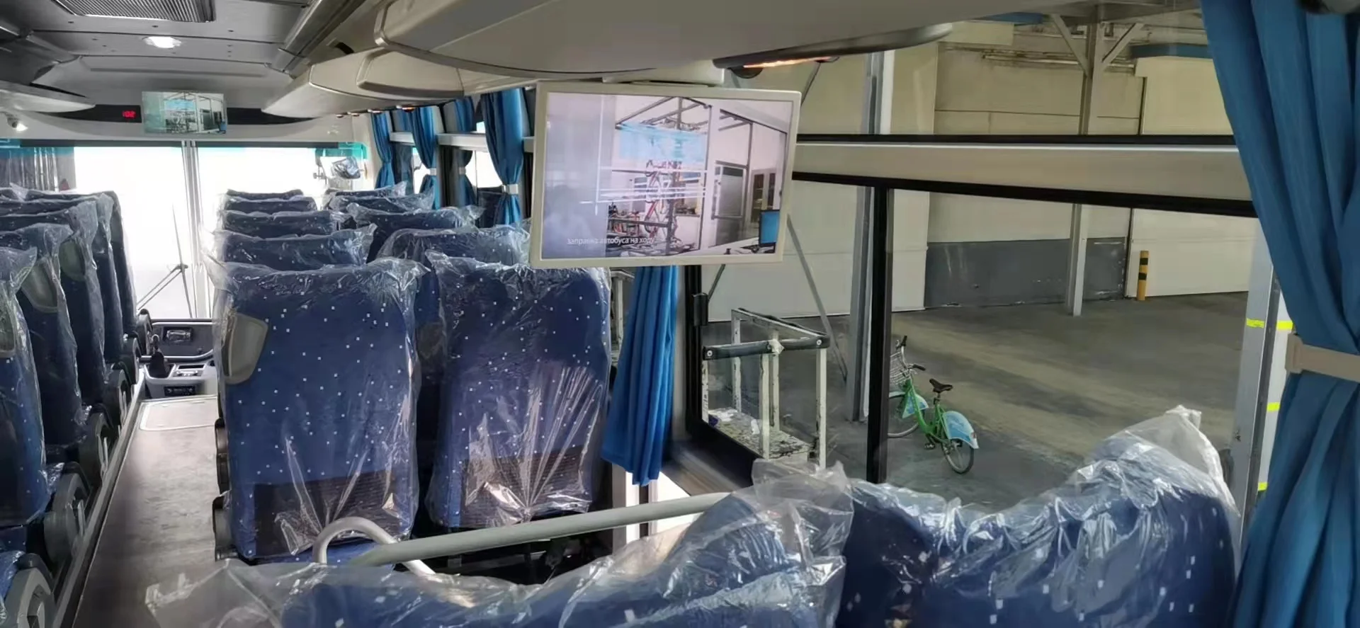 Yutong ZK6128 Bus - 50 Seats, Euro 2, Leaf Spring Suspension